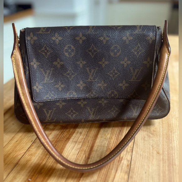 Louis Vuitton | Bags | Authentic Lv Handbag | Poshmark